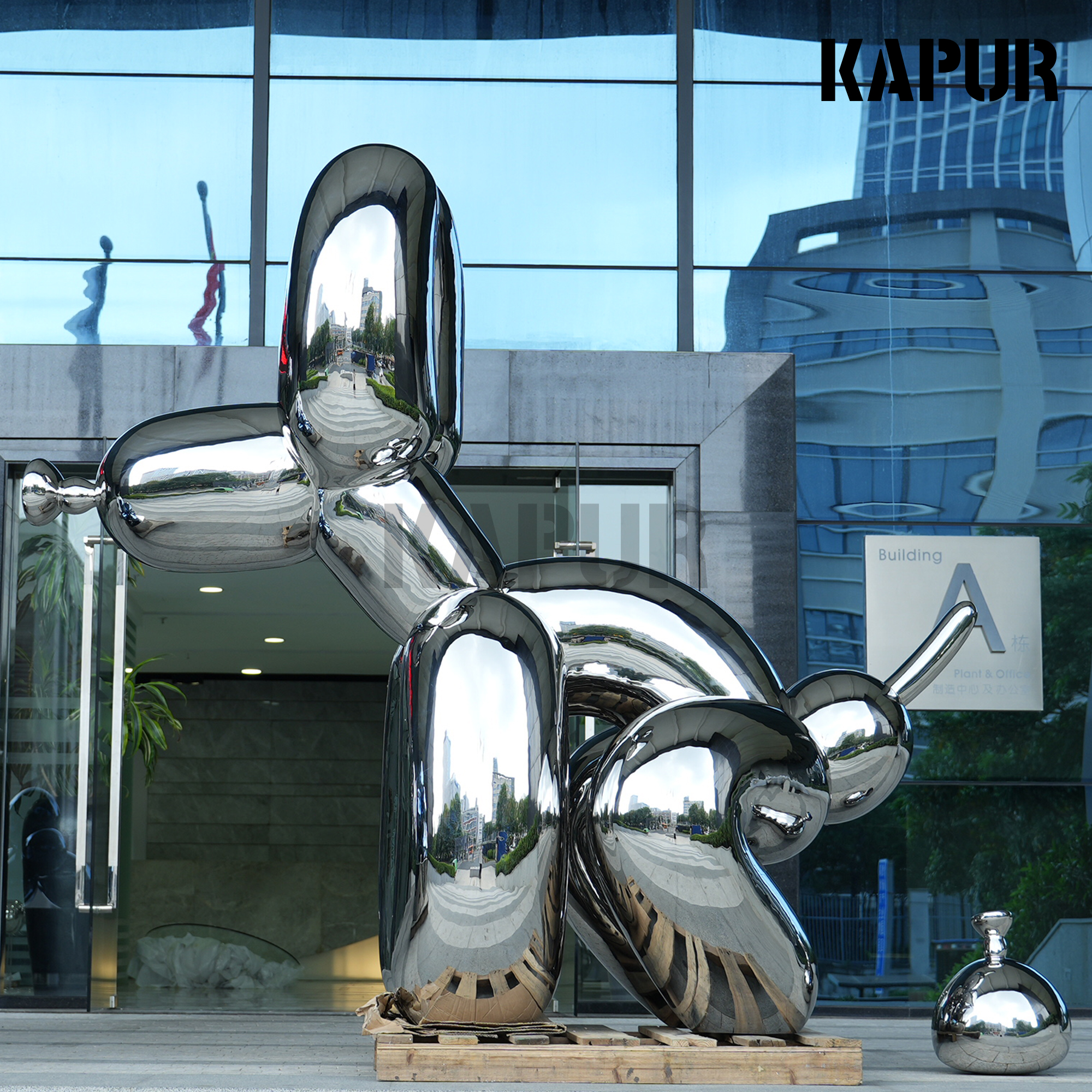 Jeff Koons POPek Balloon Dog Sculpture Super Large